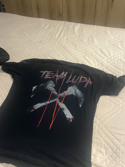 Тениска Luda Psycho 4 гр. Варна Център • OLX.bg