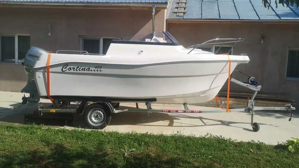 Barca Cortina Noua Plus peridoc Astept oferte pret in limita bunului ...