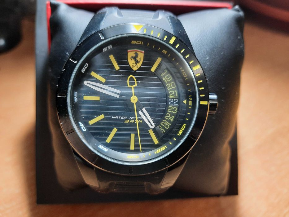 Ceas Scuderia FERRARI Giroc • OLX.ro