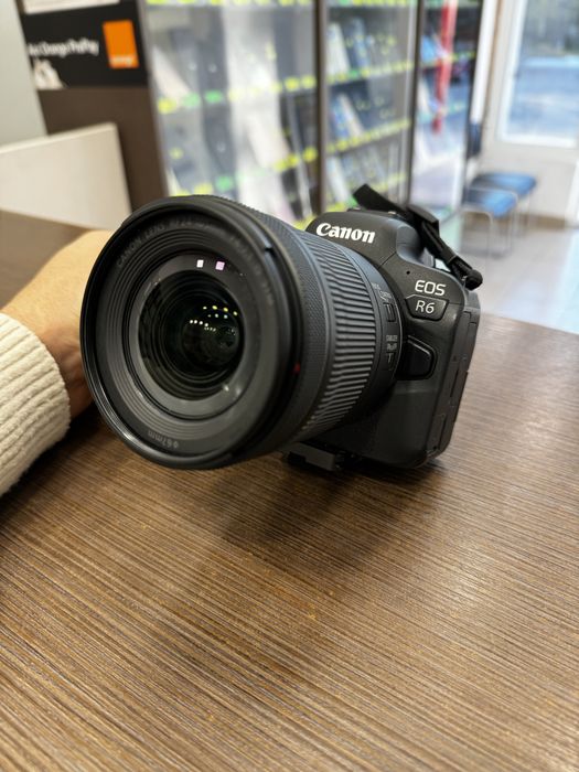 Canon EOS R6 / RF 24-105mm / F4-7.1 / Impecabil / Incarcator 3 pozitii ...