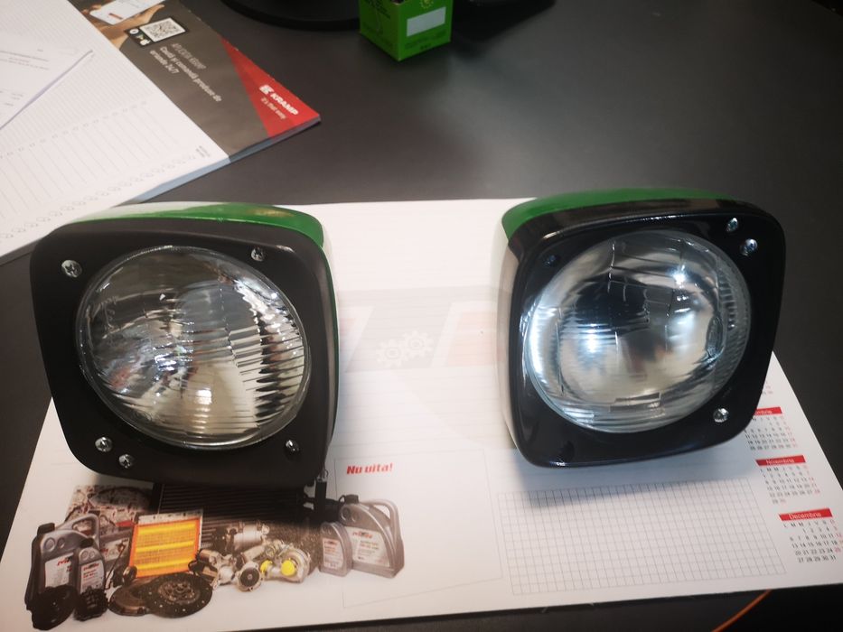 Far faruri stinga dreapta tractor utilaje agricole buldo excavatoare t ...