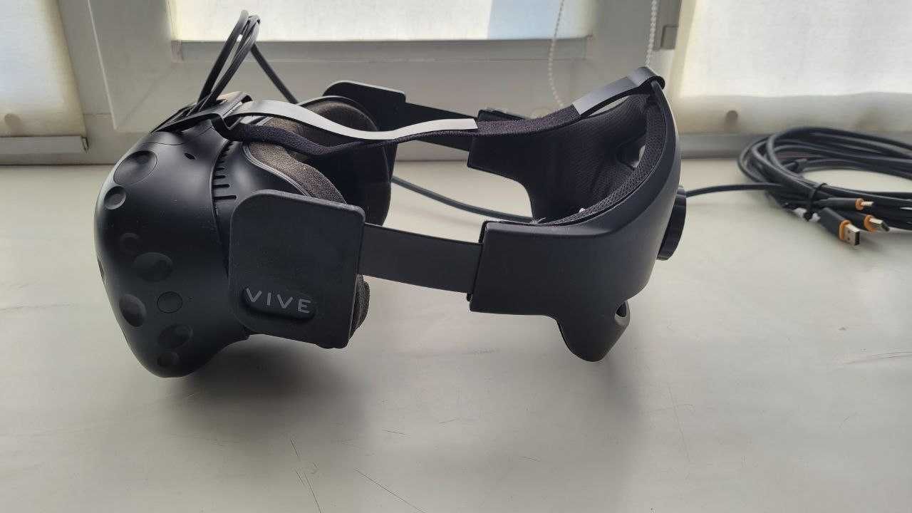 Шлем виртуальной реальности HTC Vive - Аксессуары Астана на Olx
