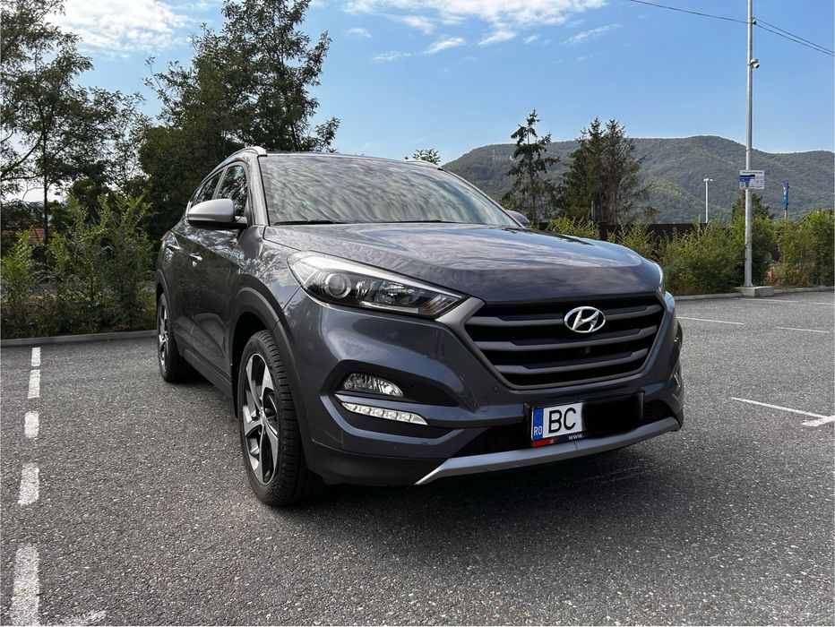 Hyundai Tucson 4x4 Onesti • OLX.ro