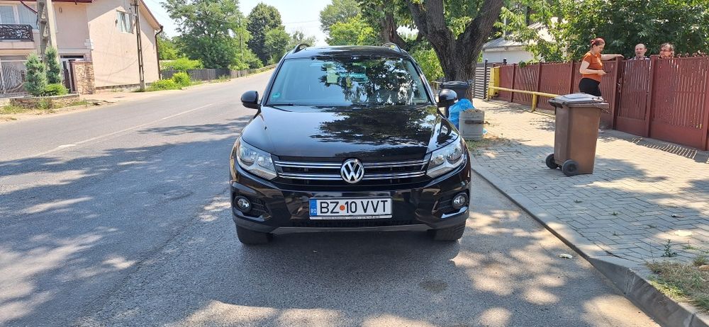Vând Wolkzwagen Tiguan Ramnicu Sarat • OLX.ro