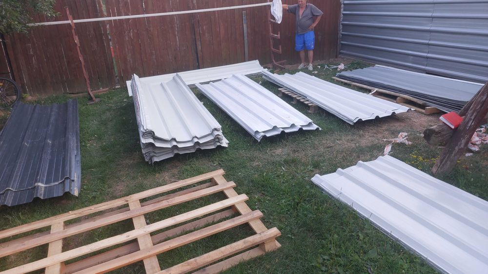 Tabla acoperis 50 lei coala Baia de Fier • OLX.ro