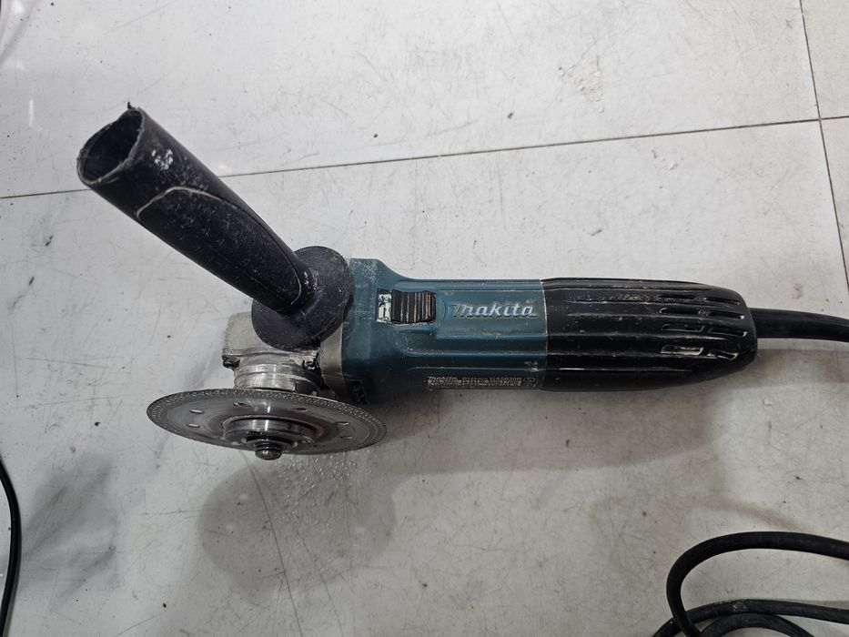 Ъглошлайф Makita GA5030, 720 W, 11000 об/мин, 125 мм гр. Варна Автогара ...
