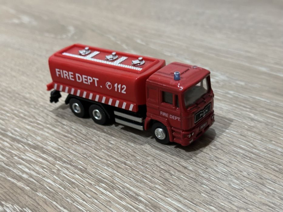 Macheta metalica MAN Pompieri 1:72 Focsani • OLX.ro
