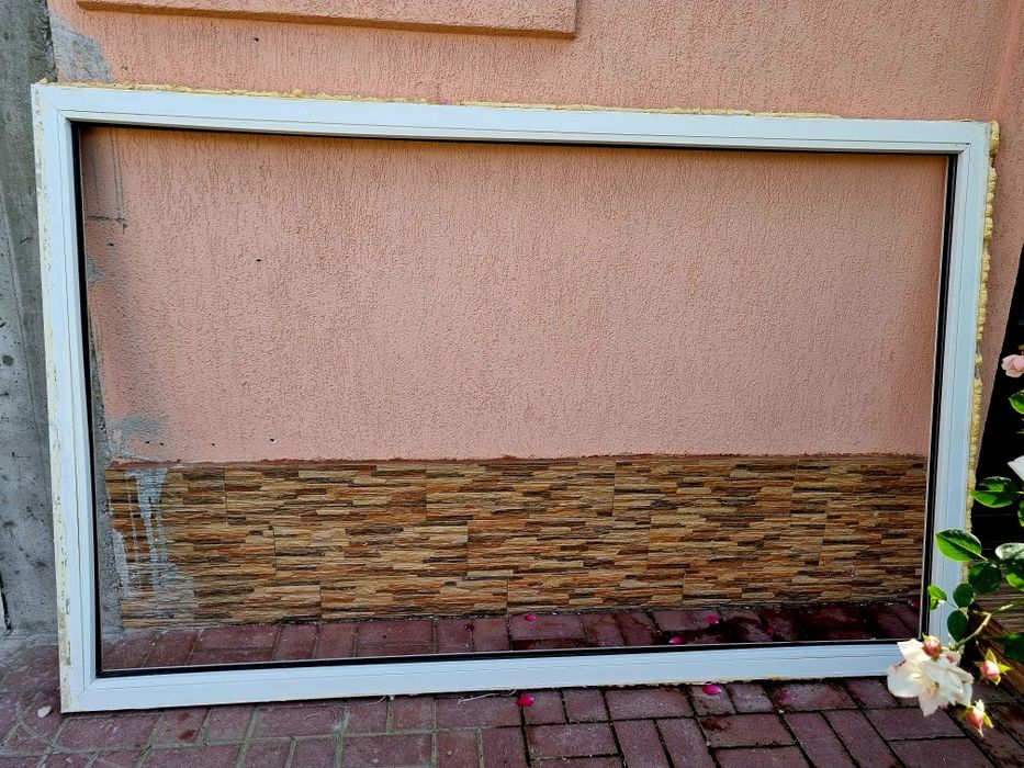 Geam FIX termopan Rehau 5 cam. 2m x 1,33m Bucuresti Sectorul 5 • OLX.ro