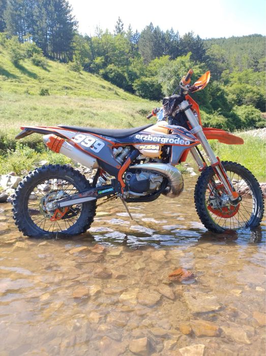 Мотор ktm 250 гр. София Левски Г • OLX.bg