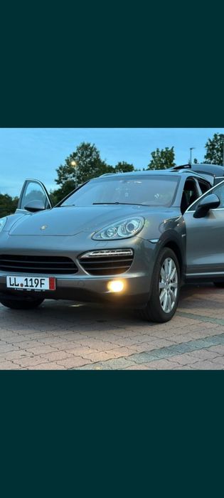 Variante+/- ,teren masini,Porche Cayenne Hybrid distribuție, schimbată ...