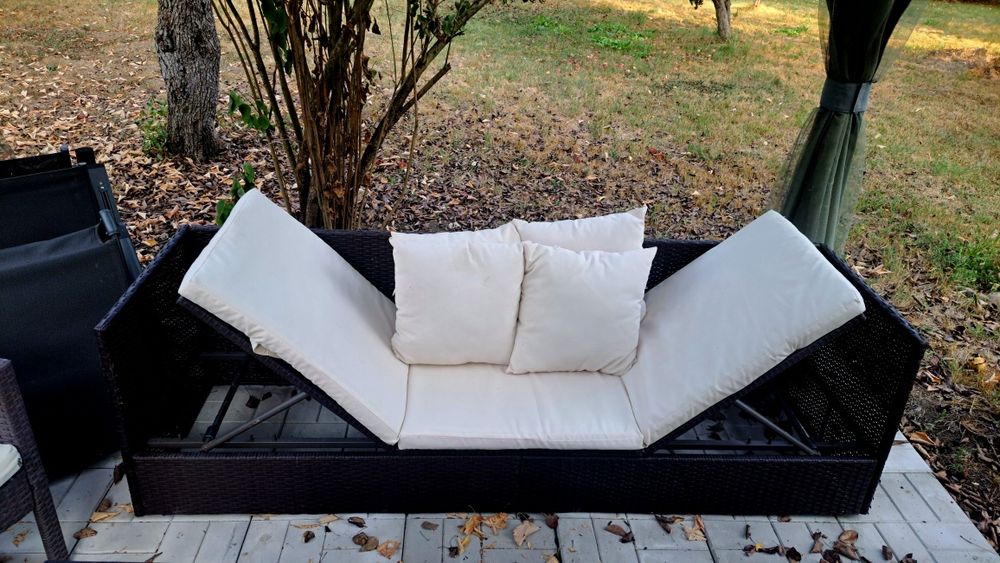 Ратанов диван тип лежанка гр. Етрополе • OLX.bg