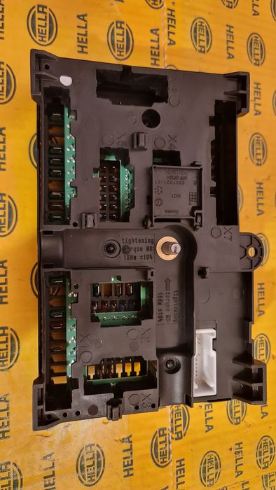 Cutie electrica bloc sigurante modul panou relee BMW x5 g05 x6 g06 x7 ...
