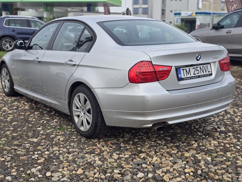 Bmw e90 2.0 benzina seria 3 automat clima camera service la zi ...