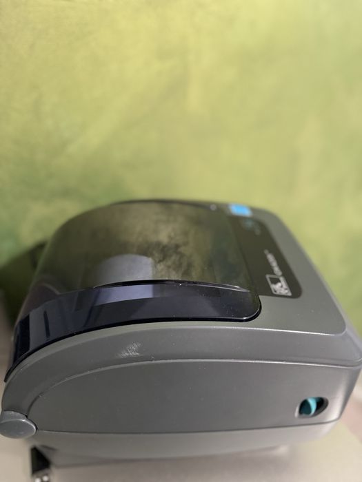 Imprimanta de etichete Zebra GK420T Bragadiru • OLX.ro