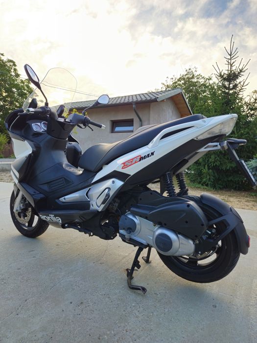 Aprilia SR max 300 Piaggio/Gilera Berceni • OLX.ro