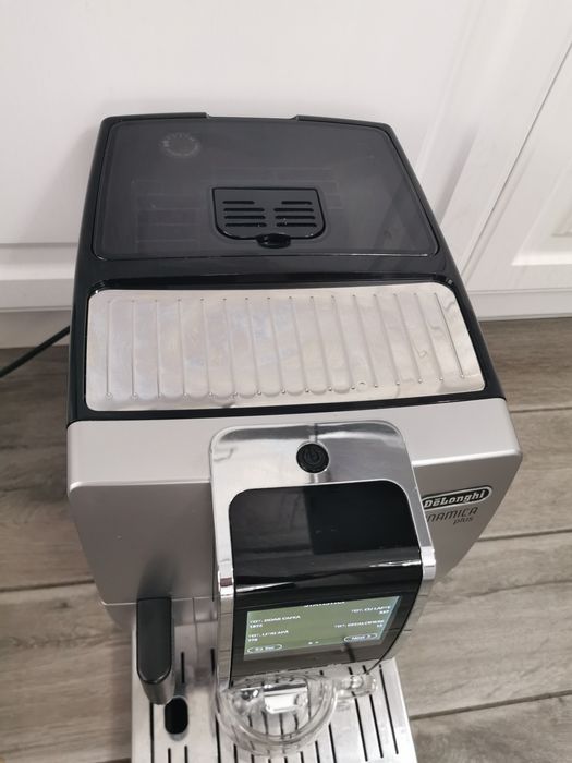 Espressor Delonghi Dinamica Plus Oradea • OLX.ro