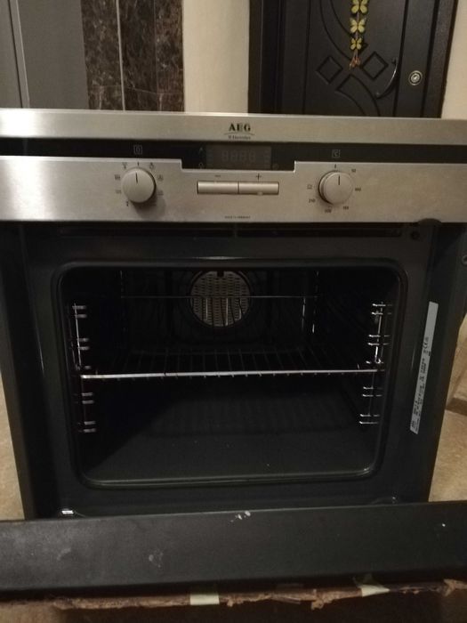 Фурна за вграждане AEG гр. Бургас Център • OLX.bg