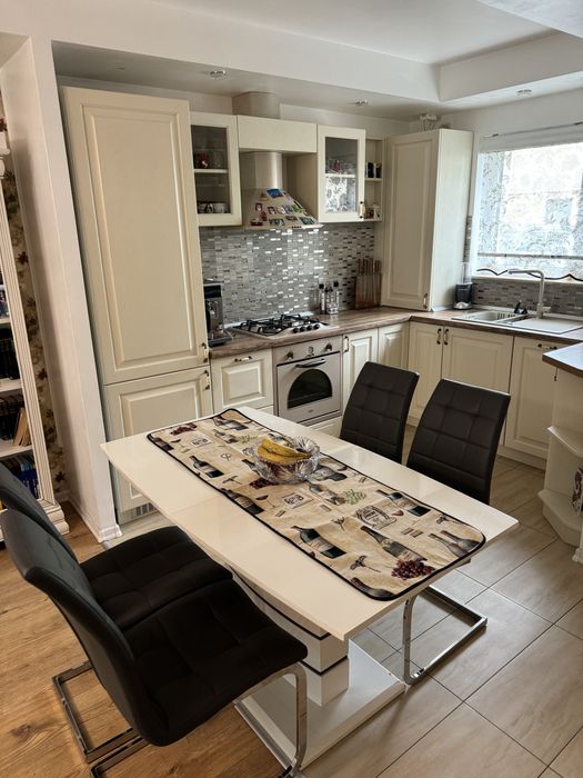 Vila tip N,terasa,curte. Complex Cosmopolis Stefanestii de Jos • OLX.ro