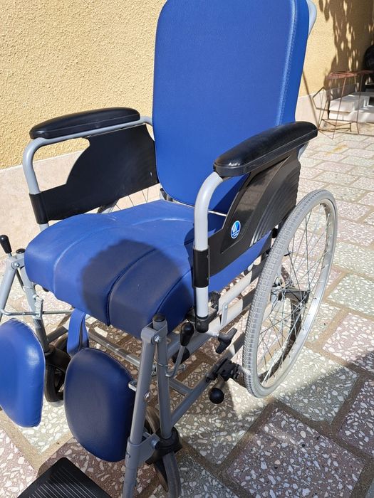 Vând scaun rulant persoane cu handicap Romos • OLX.ro