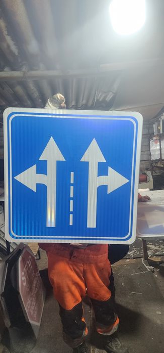 Дорожные знаки... - Прочие услуги Ташкент на Olx