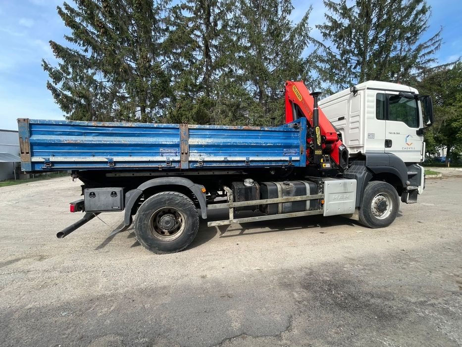 Camion basculabil trilateral cu macara Palfinger MAN TGS 18.360 4x4 ...