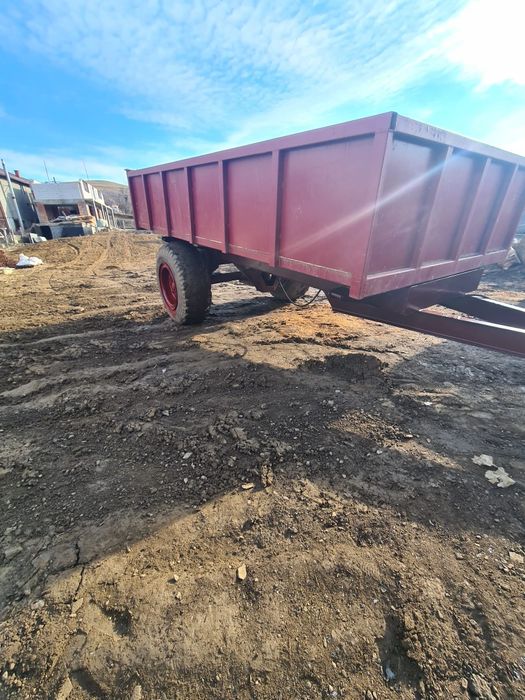 Vând remorca basculabila Buza • OLX.ro