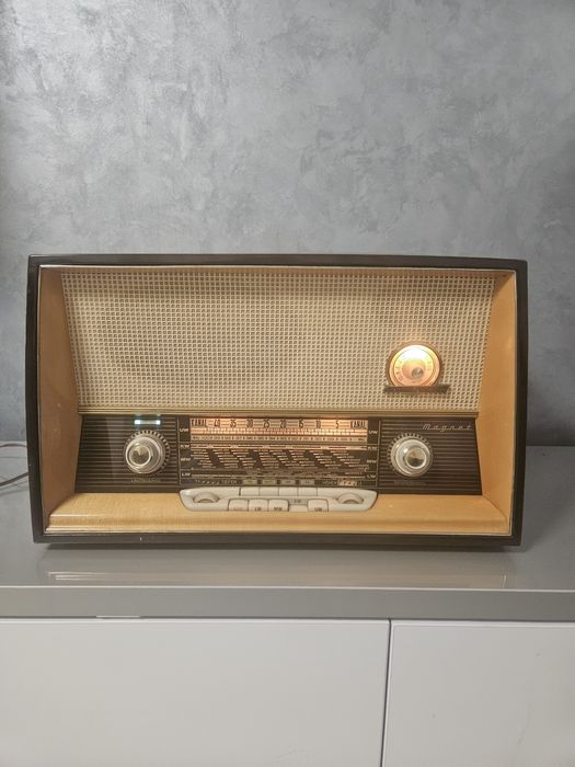 Radio Magnet (Loewe-Opta) Valea Ramnicului • OLX.ro