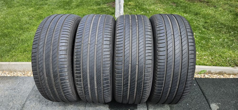 Vand set 4 anvelope vara Michelin 235 55 r17 Berceni • OLX.ro