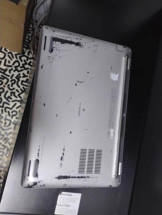 Laptop Dell - i5 - 11th - LTE defect Bucuresti Sectorul 5 • OLX.ro