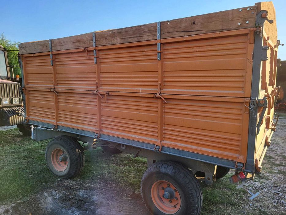 Remorca agricola basculabila la tractor, remorca cereale 10 tone Tecuci • OLX.ro