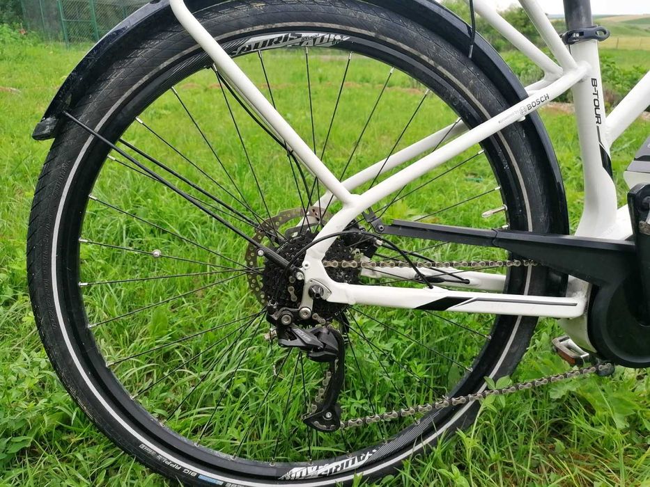 Bicicleta electrica trekking ATALA B-TOUR A4.1 LADY LT BOSCH 400WH Iasi ...