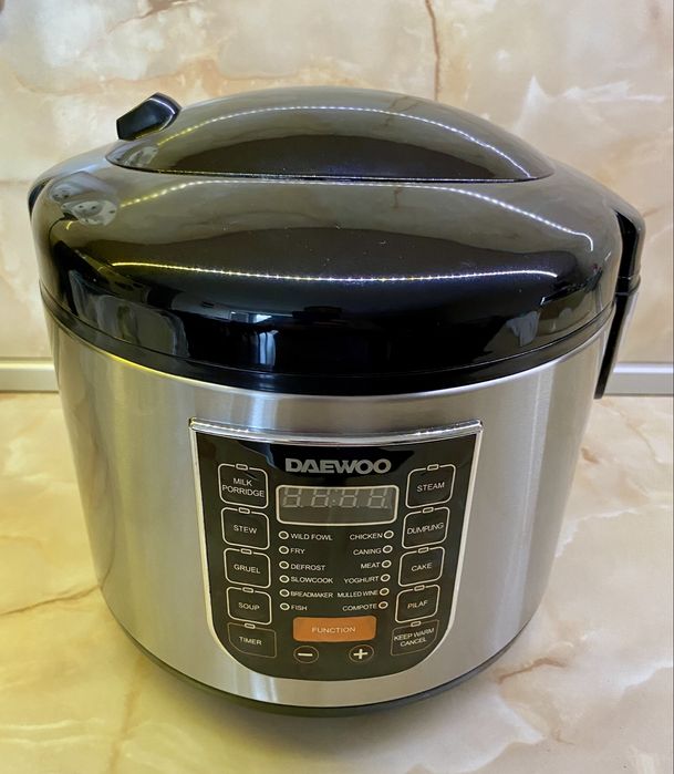 Мултикукър Daewoo 680W гр. Сливен Даме Груев • OLX.bg