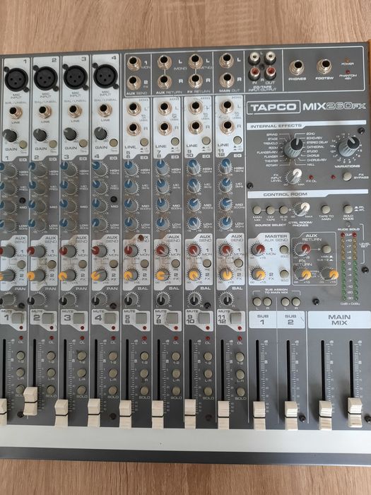 Mixer Tapco mix 260fx, dynacord mcx, ev sx200, thornton axis8,difuzoar ...