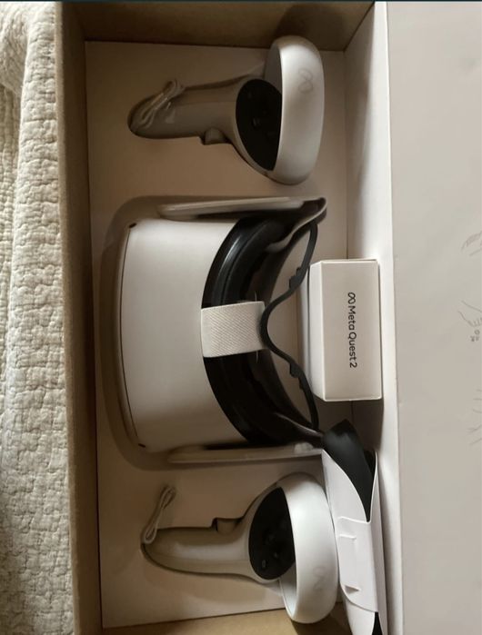 Ochelari VR META Oculus Quest 2, 128 GB, Alb Dobroesti • OLX.ro