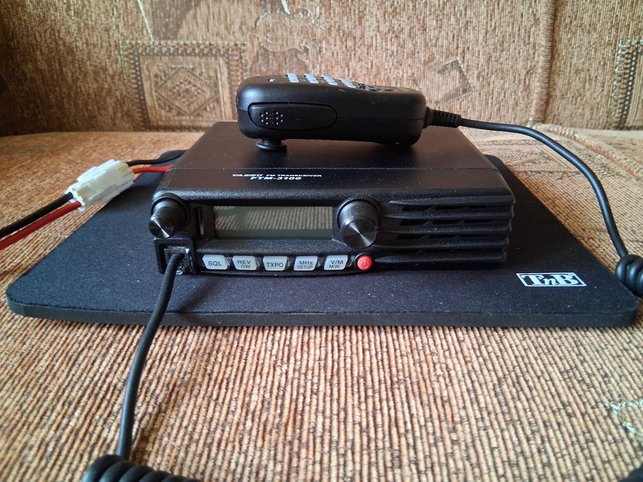 Statie radio vhf taxi yaesu ftm 3100e 60w Slatina • OLX.ro