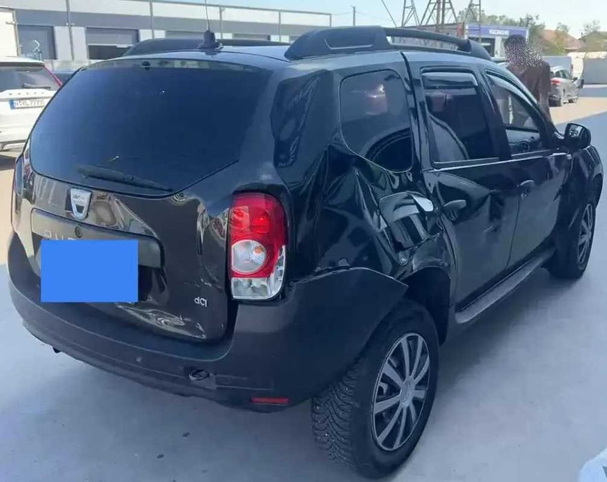 Dacia duster 1.5d 2010 avariat Puranii de Sus • OLX.ro