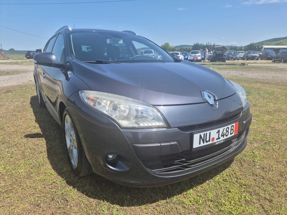 Renault Megane 2009 Benzina Targu-Mures • OLX.ro