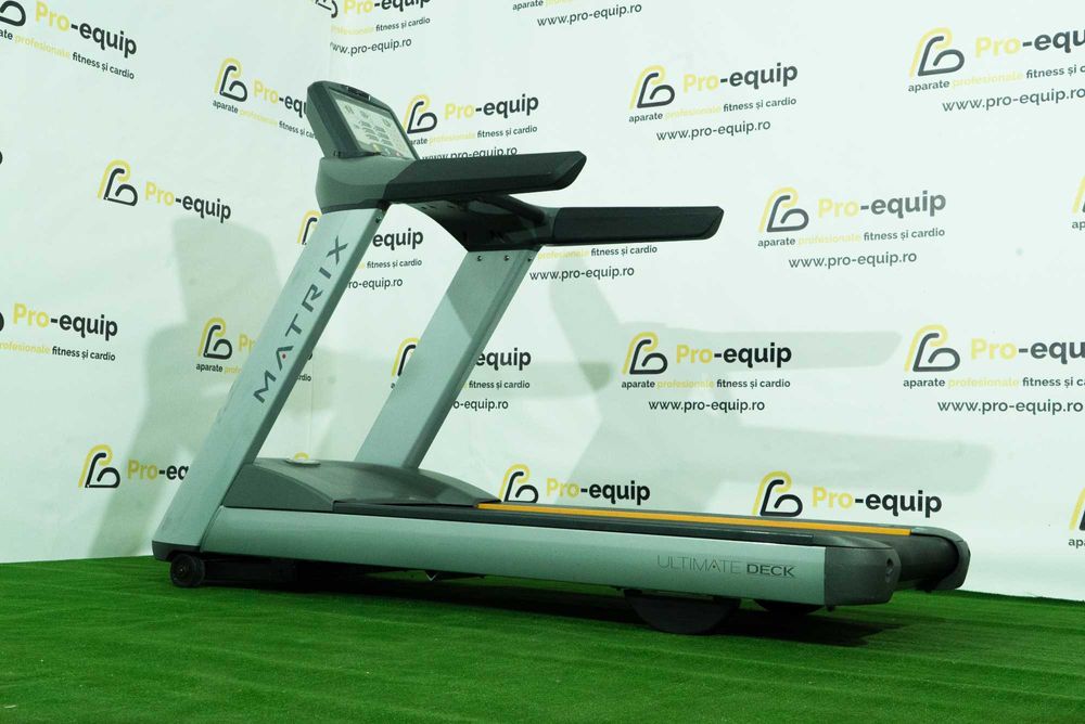 Banda profesionala de alergat Matrix T5x (livrare toata Romania) Iasi ...