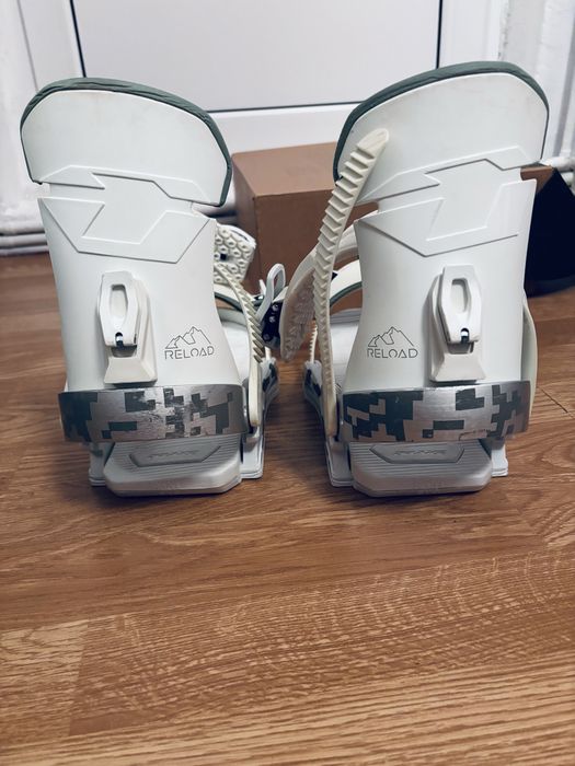 Legaturi snowboard Sibiu • OLX.ro