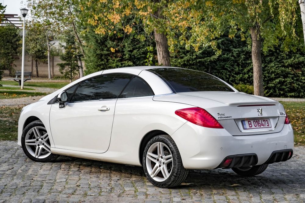 Peugeot 308 Cabrio 1.6 Benzina Turbo Cutie Automata Euro 5 Alb Perlat ...