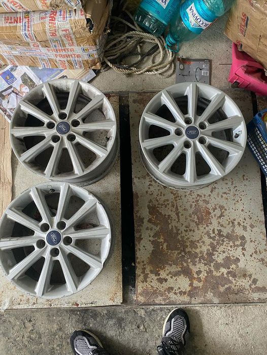 Jante Ford Focus Mk III 2017 R16 Moinesti • OLX.ro