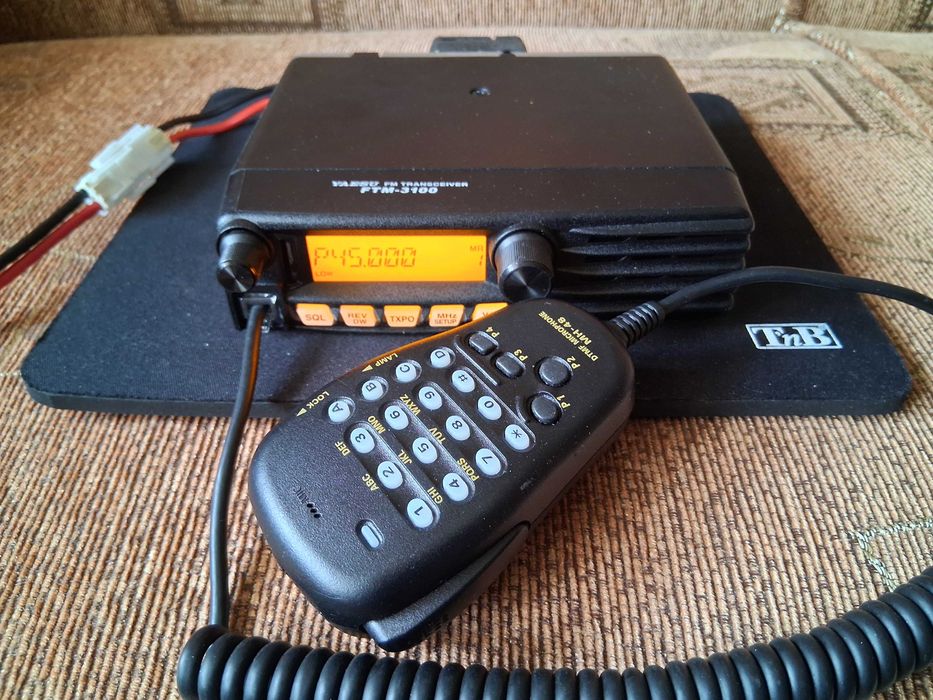 Statie radio vhf taxi yaesu ftm 3100e 60w Slatina • OLX.ro