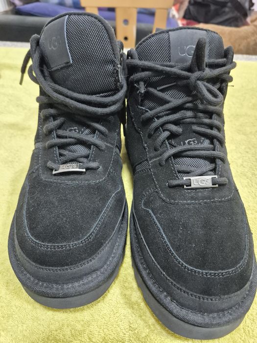 Vand UGG originali barbati Macea • OLX.ro