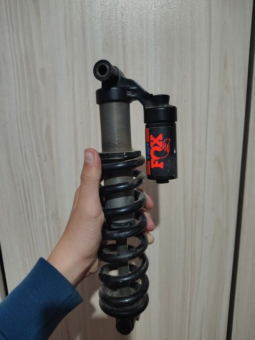 Fox Van shock 267 гр. Благоевград Грамада • OLX.bg