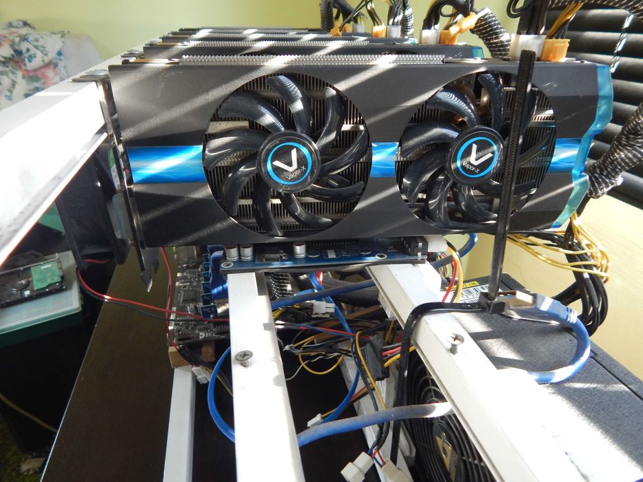 Майнинг риг с видео карти Mining rig гр. Сливен Българка • OLX.bg