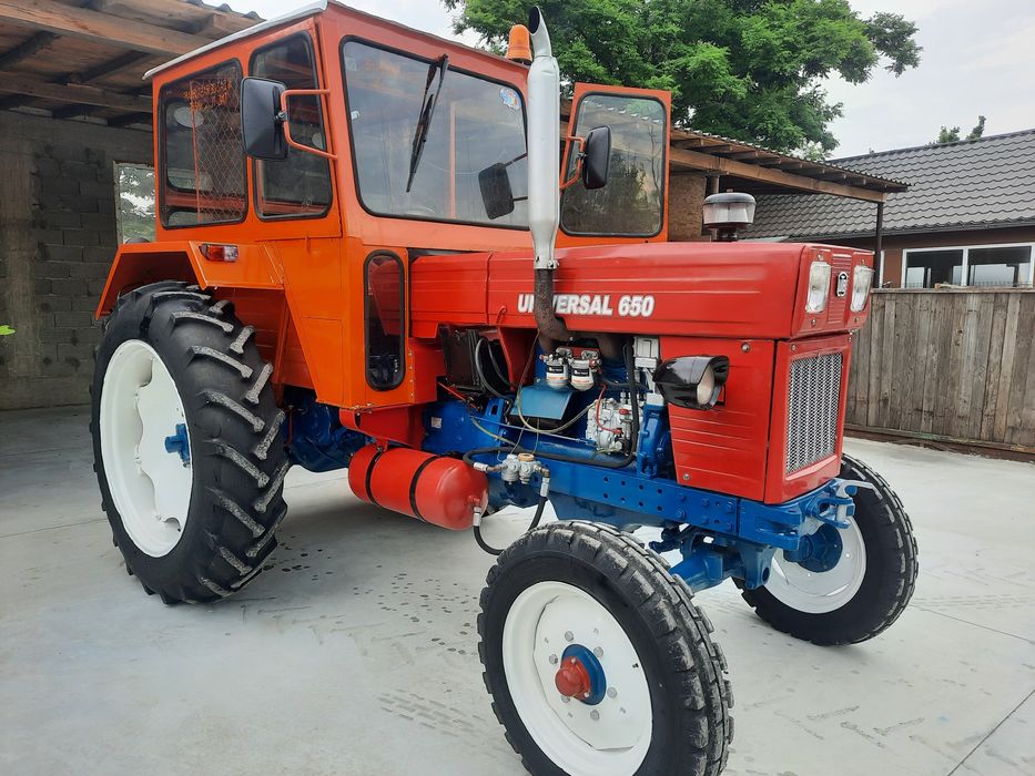 Tractor u650 romanesc utb universal! Tecuci • OLX.ro