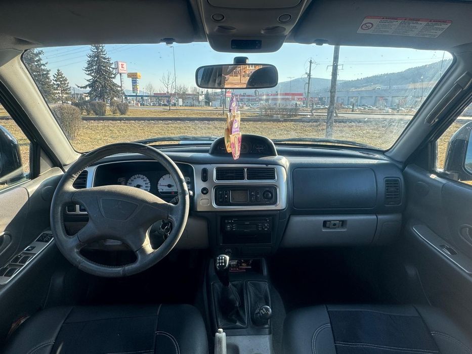 Mitsubishi Pahero sport Unguras • OLX.ro