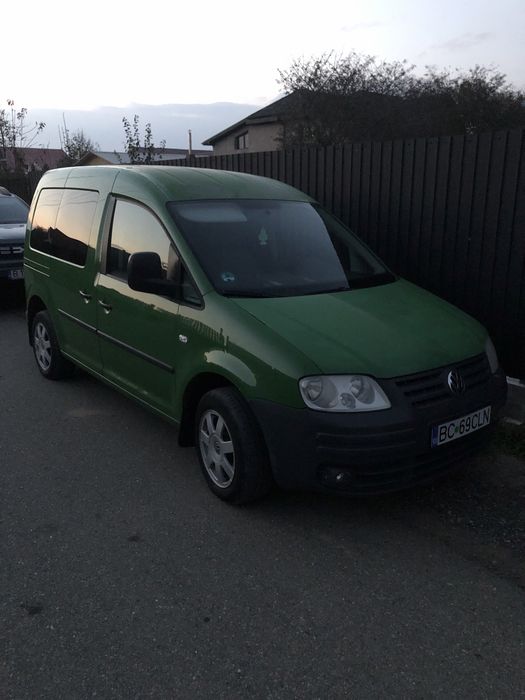 Vand VW Caddy 2006 Sascut • OLX.ro