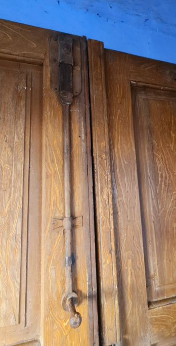 Poarta-usa de intrare dubla-veche Cluj-Napoca • OLX.ro