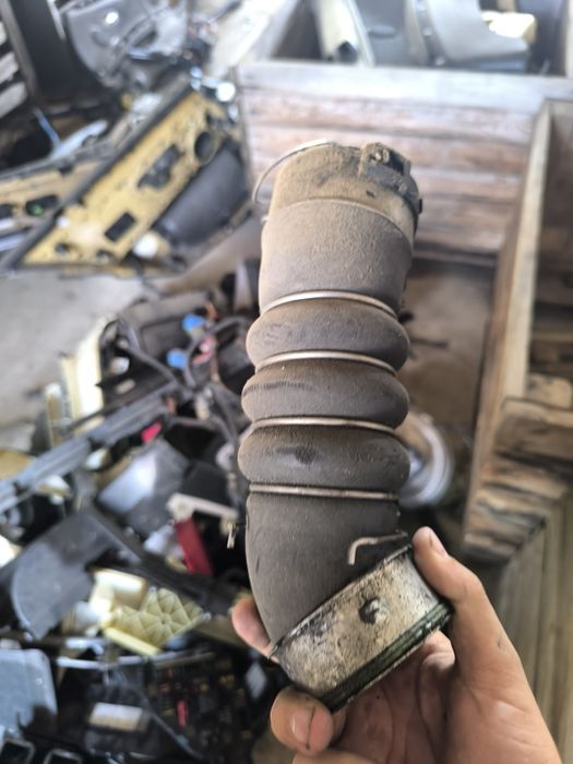 Маркуч Bmw f10 520d 184кс n47 f11 бмв 520д ф10 ф11 с. Старчево • OLX.bg